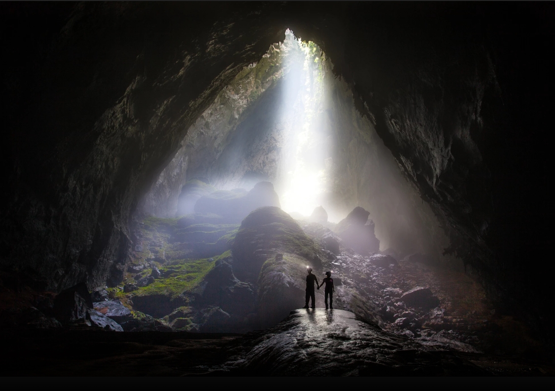 THE MOST AMAZING EXPERIENCE: THE SON DOONG CAVE IN THE QUANG BINH ...